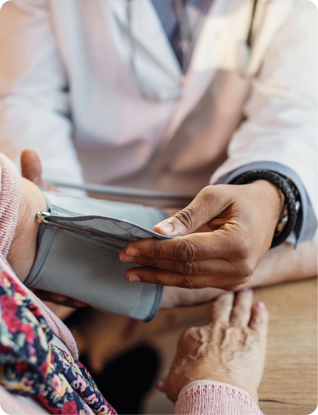 Docadom - Interventions médicales en urgence à domicile